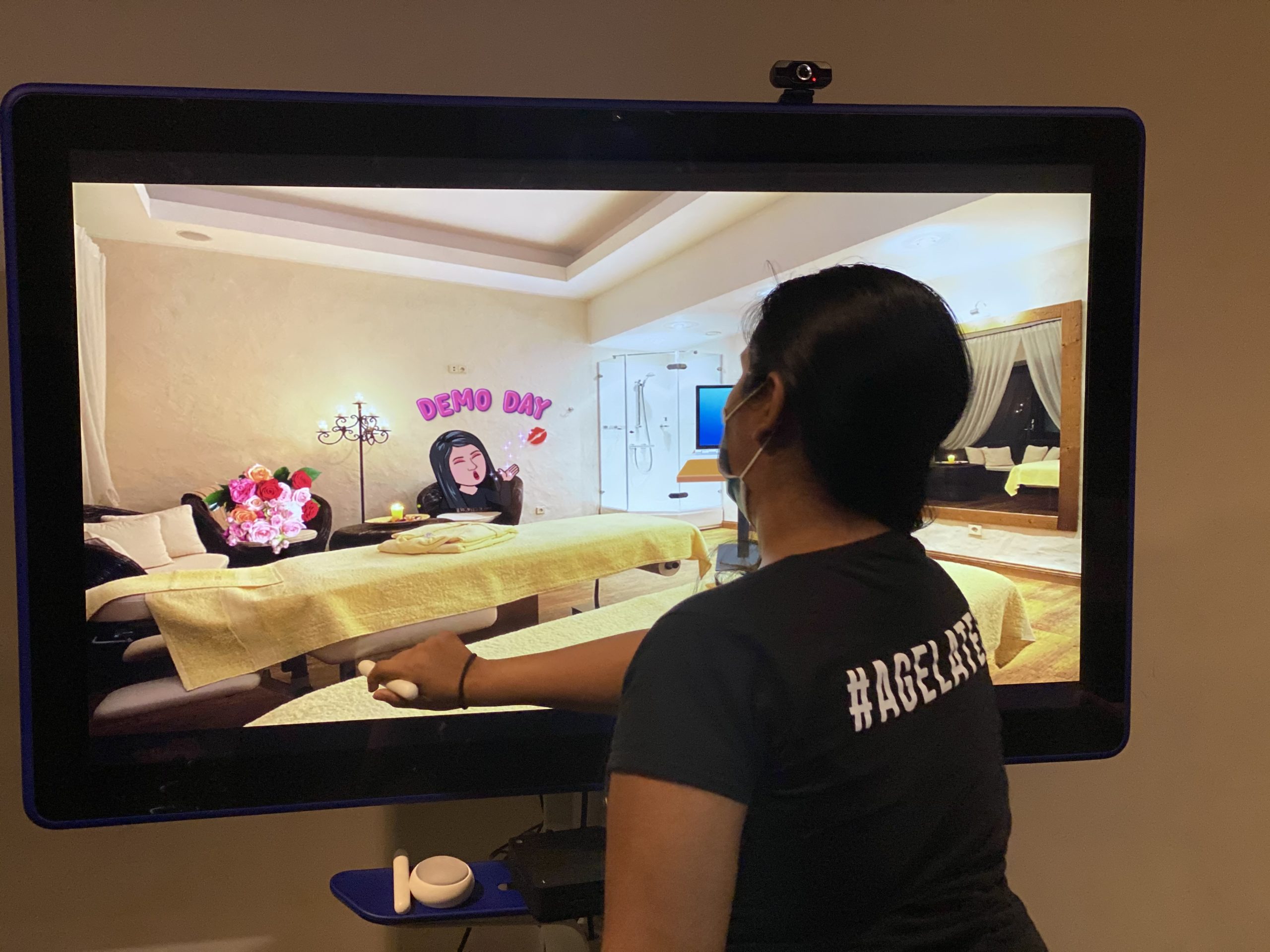 Trade School Selects Google Jamboard for Hybrid Learning Program - TWICE