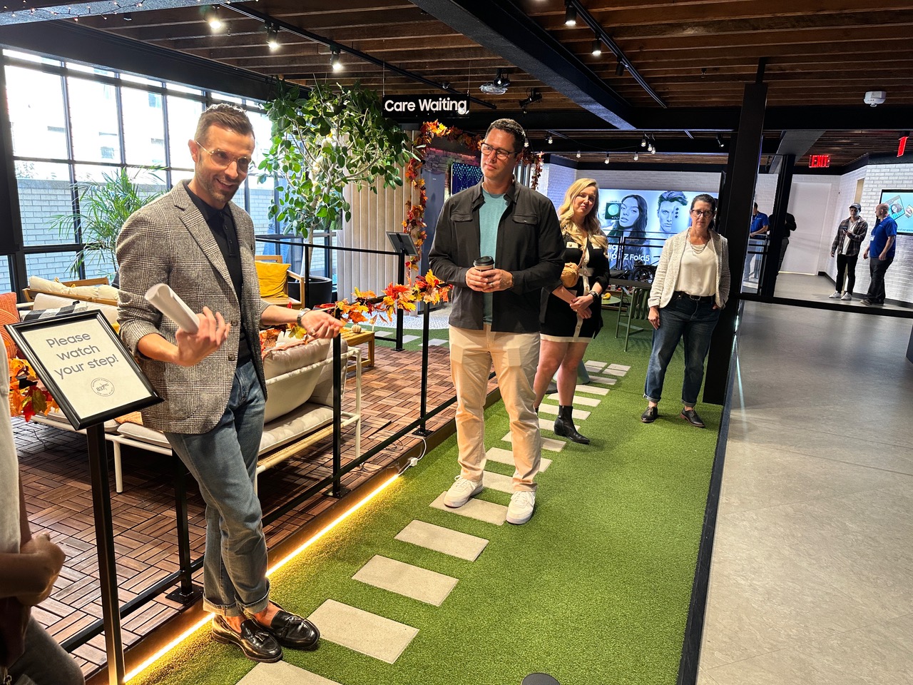 Samsung SmartThings And Philips Hue Expand Synergies - TWICE