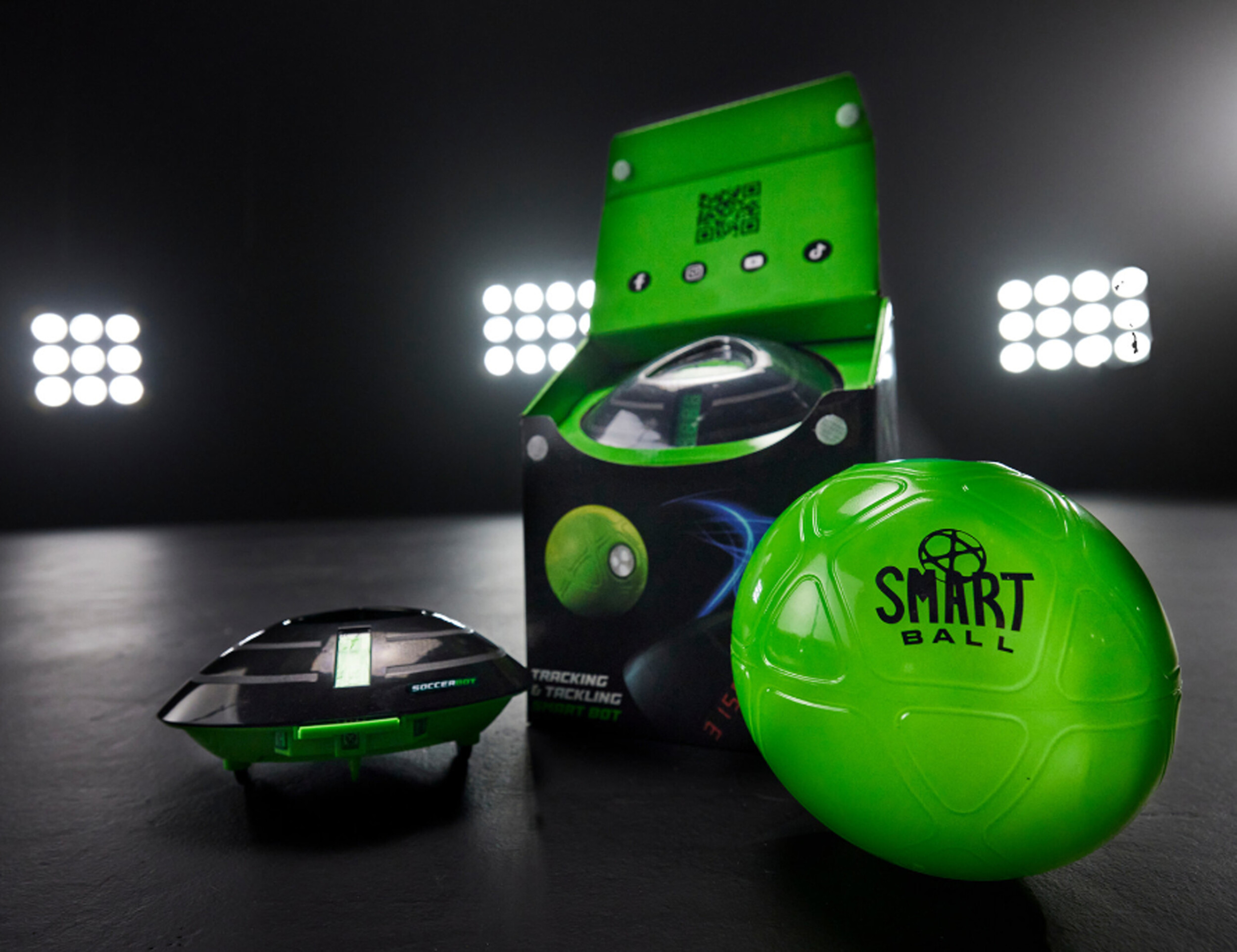 Golden Bear Toys Brings Soccer Bot To U.S. Market - TWICE