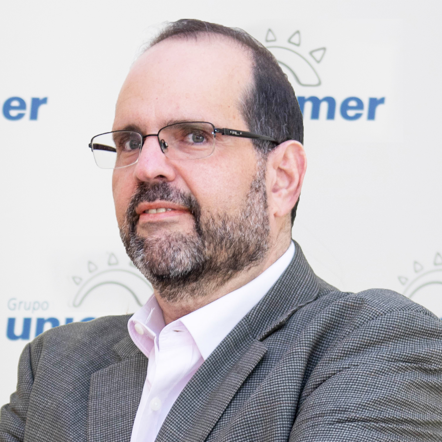 RadioShack Returns To U.S. As Product Brand - TWICE