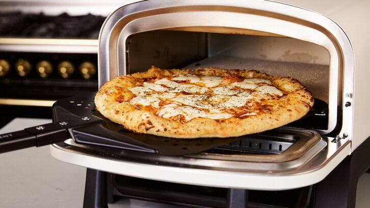 Review: Frigidaire 30″ Range With Stone-Baked Pizza - TWICE