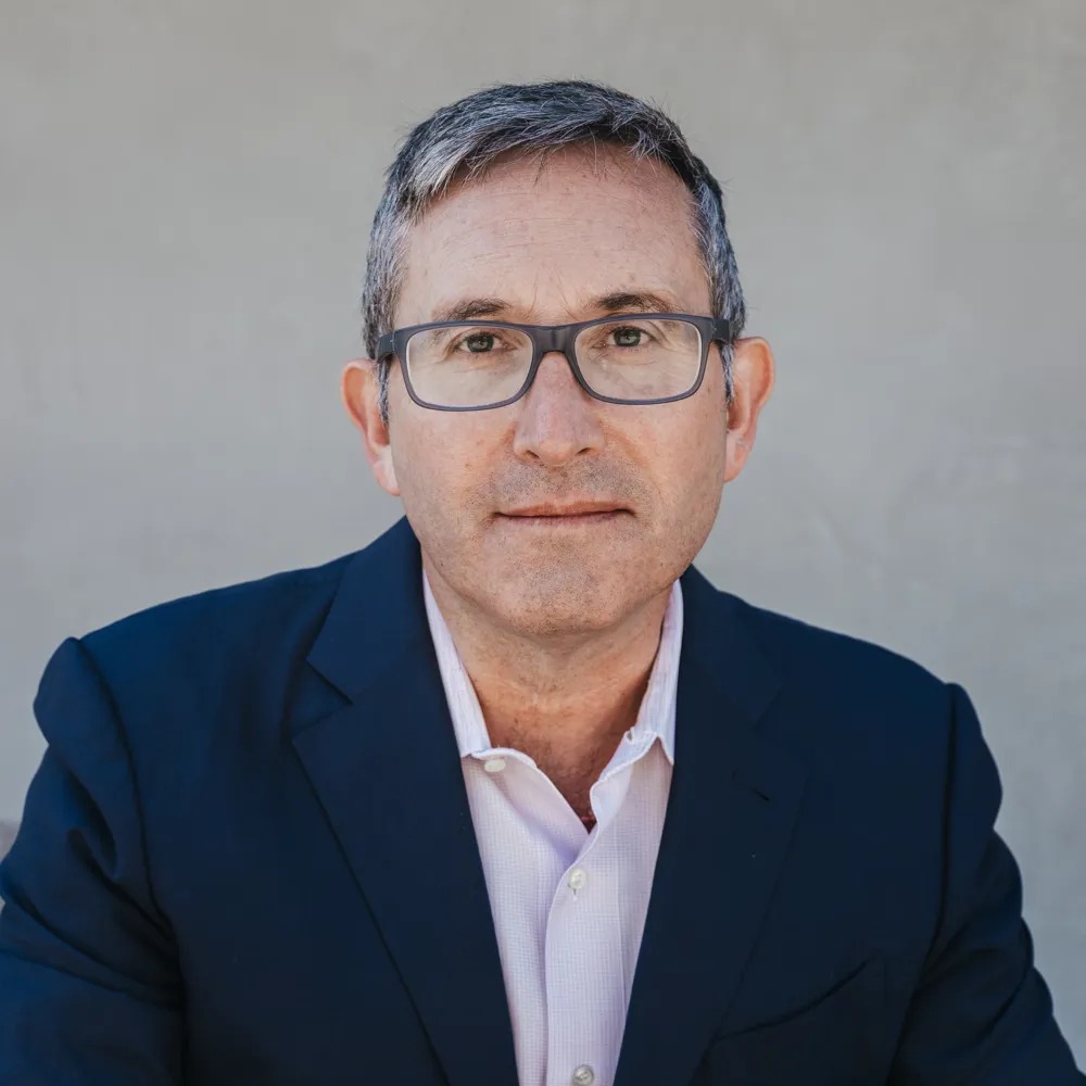 ŌURA CEO Tom Hale to Keynote CES 2026 Leaders in Technology Dinner - TWICE